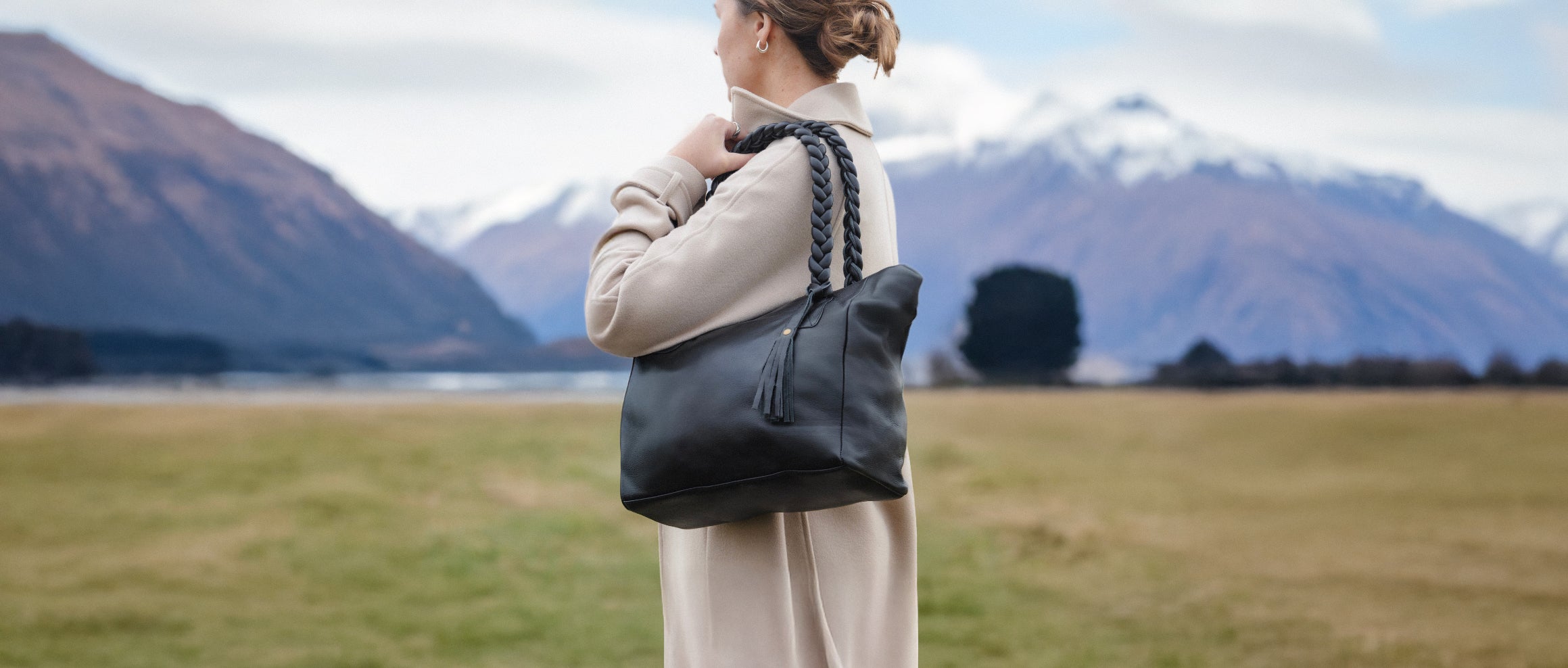 Cowhide Handbags NZ I Fur Bags & Leather Accessories | Furmoo – FURMOO